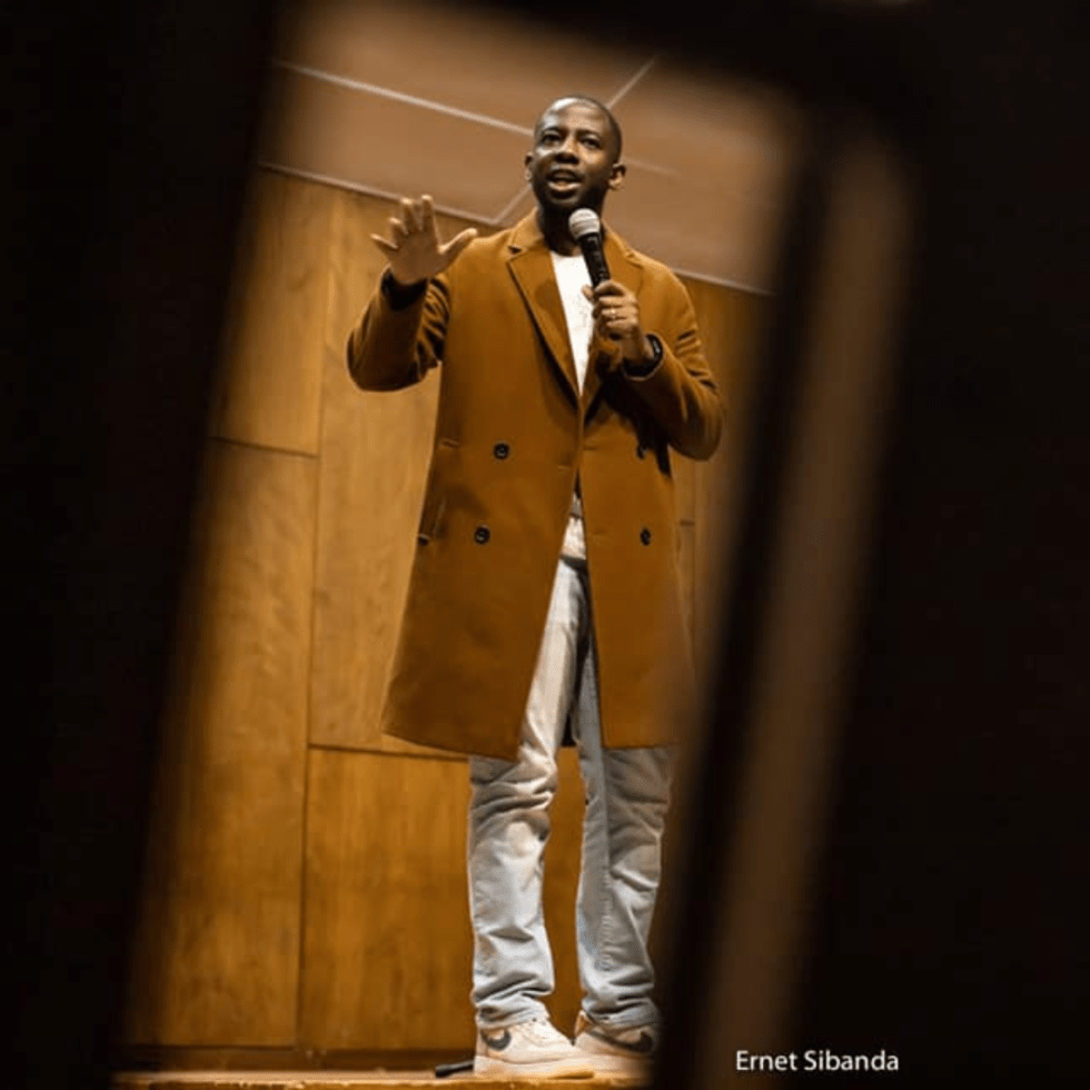 ABOUT | King Kandoro