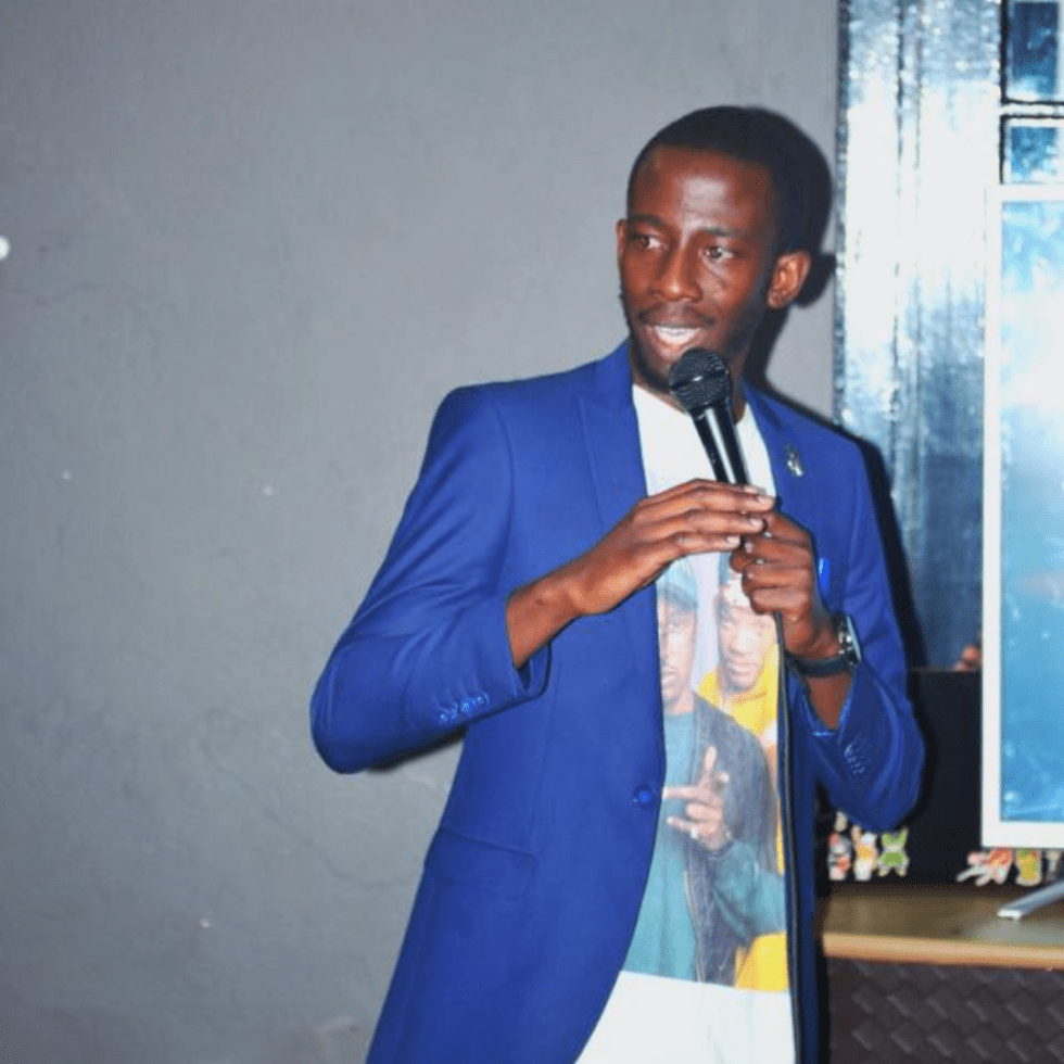 ABOUT | King Kandoro